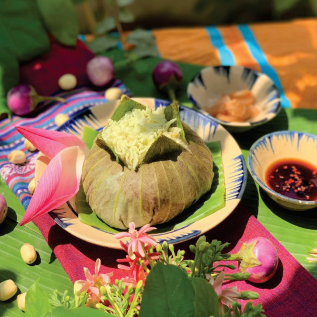 Cơm gói lá sen gạo lứt Thản NhiênG... 135.000đ - Phương Mai Vegan